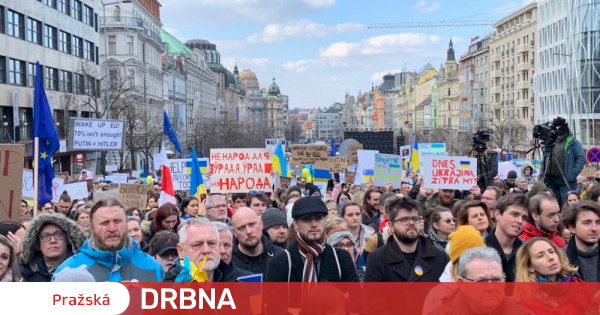 V Praze jsou první infostánky pro lidi z Ukrajiny. Na první vlnu ... V Praze jsou první infostánky pro lidi z Ukrajiny. Na první vlnu ...