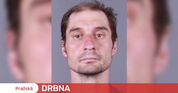 Po muži, který utekl z vězení, pátrají policisté i služební psi Po muži, který utekl z vězení, pátrají policisté i služební psi