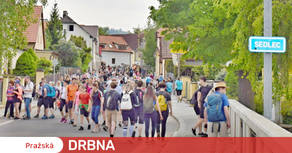 I přes deštivé počasí se letos na pochod Praha - Prčice vydalo přes 22 ...