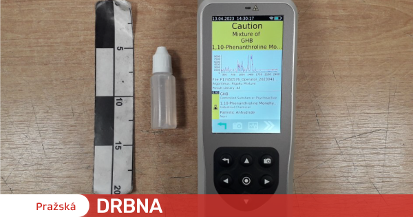 Nebezpečnou drogu vyrábí z čistidla, v Praze zabila už čtyři lidi