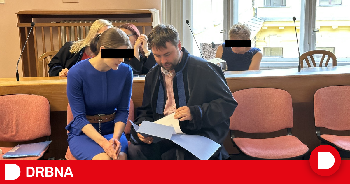 Za vraždu vůdce sekty dostala zubařka 12 let vězení, tělocvikářka o rok víc