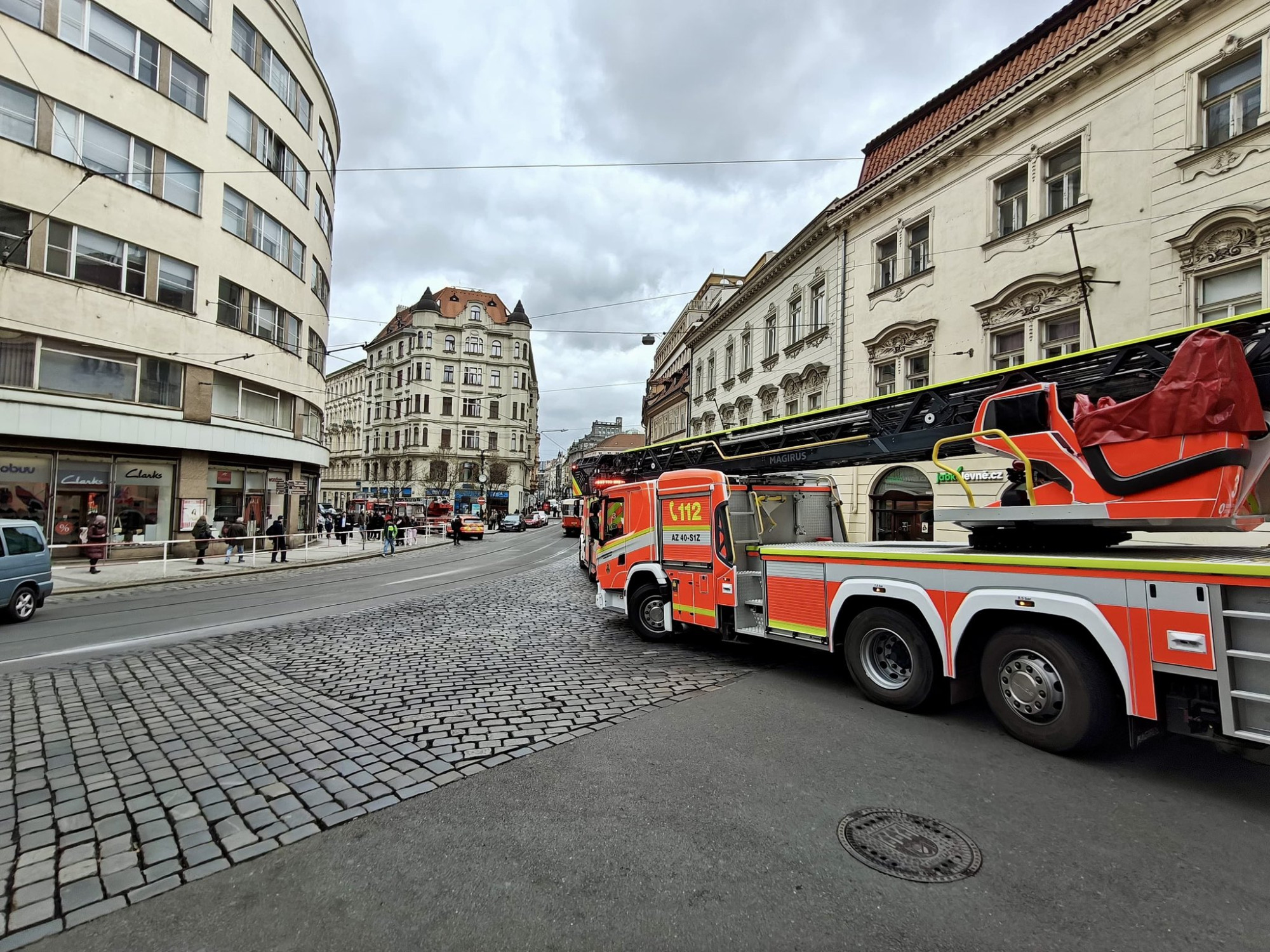 V Divadle Komedie hořela opona, dvě představení jsou zrušena